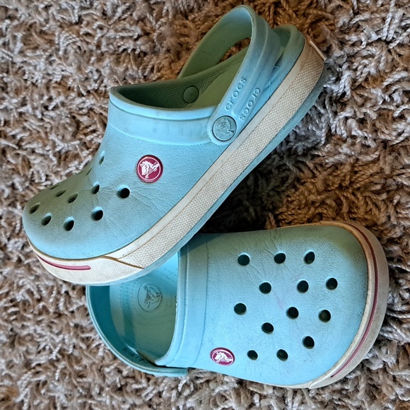 CROCS | Shoes | Crocs Light Blue Clogs With Hot Pink Accents | Poshmark